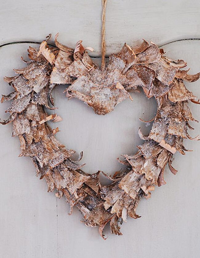 10 Sweet Heart-Shaped Christmas Decoration Ideas - Archeworks