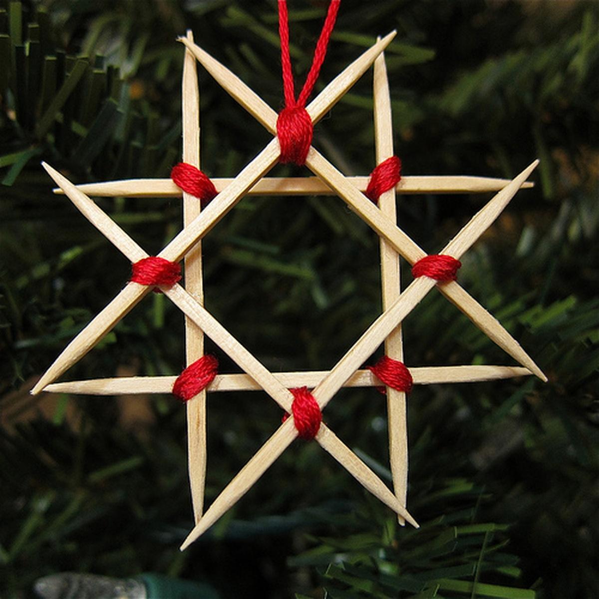 18 Handmade DIY Star Ornament Projects for Christmas Decor - Archeworks