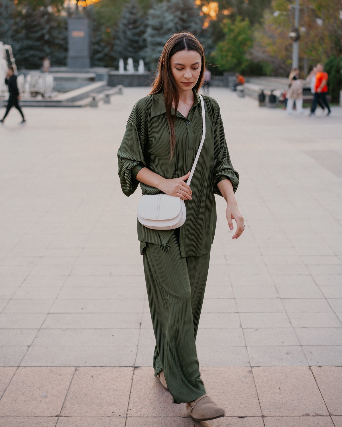 18 Lovely Green Outfits for Any Occasion - Archeworks