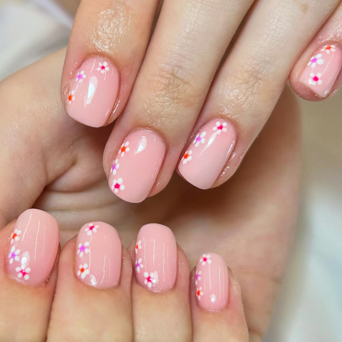 18 Clean and Simple Squoval Nail Ideas for Everyday Elegance - Archeworks