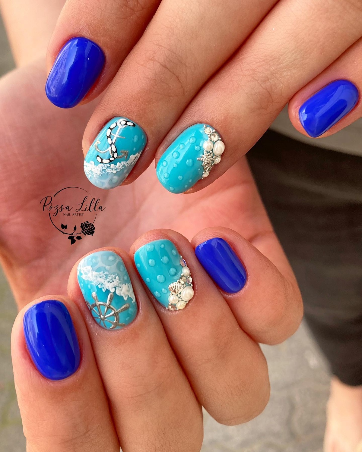 18 Breezy Blue Beach Nail Designs for Summer - Archeworks