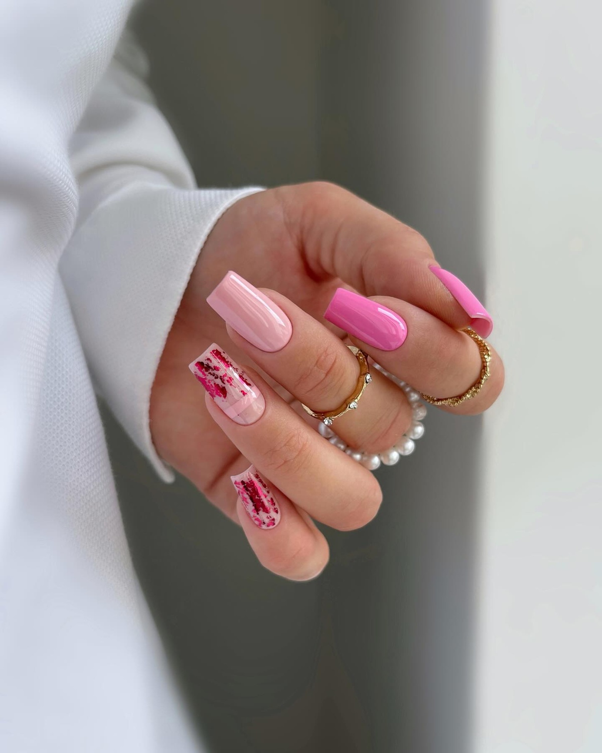 18 Gorgeous Pink Acrylic Nails to Love - Archeworks