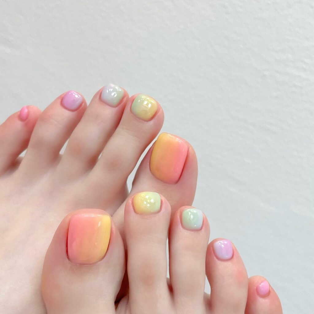18 Trendy Funky Nail Art for a Unique Look - Archeworks