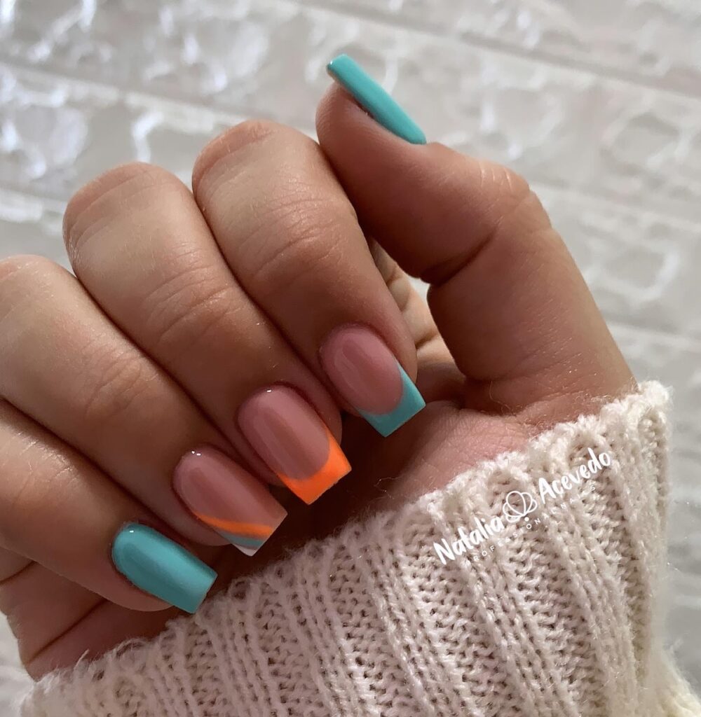 18 Fun Two-Tone French Tip Designs to Try - Archeworks