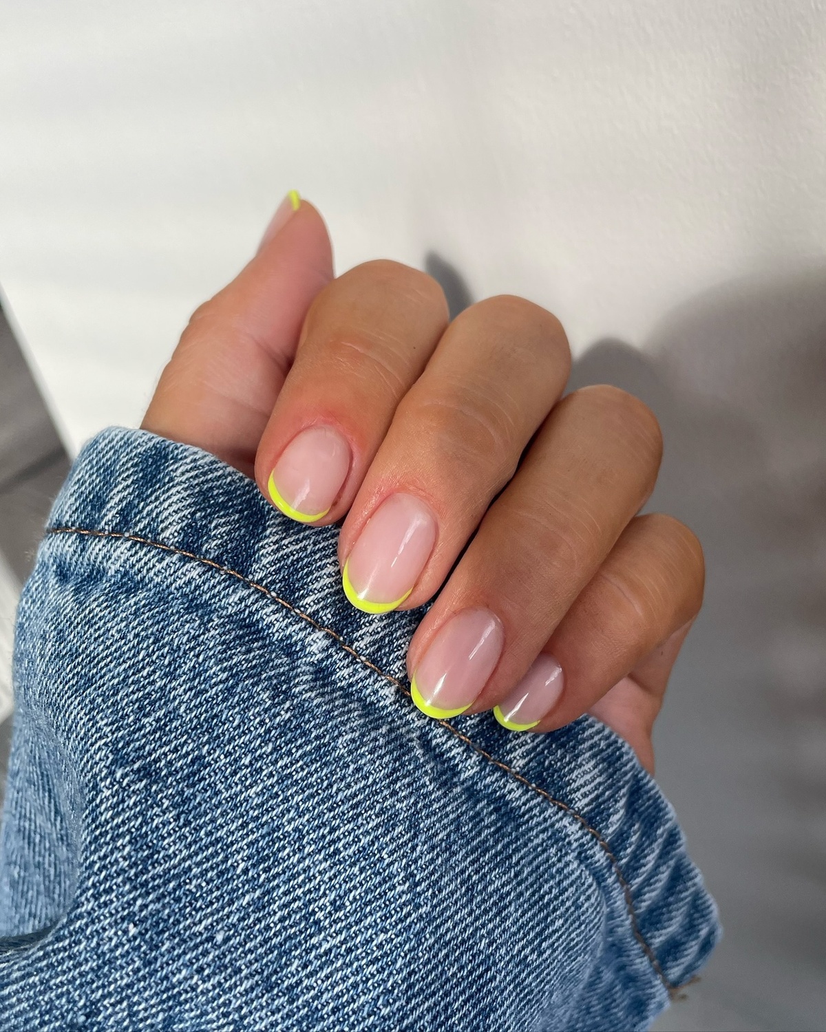 18 Gorgeous Short Round Nail Designs That Impress - Archeworks