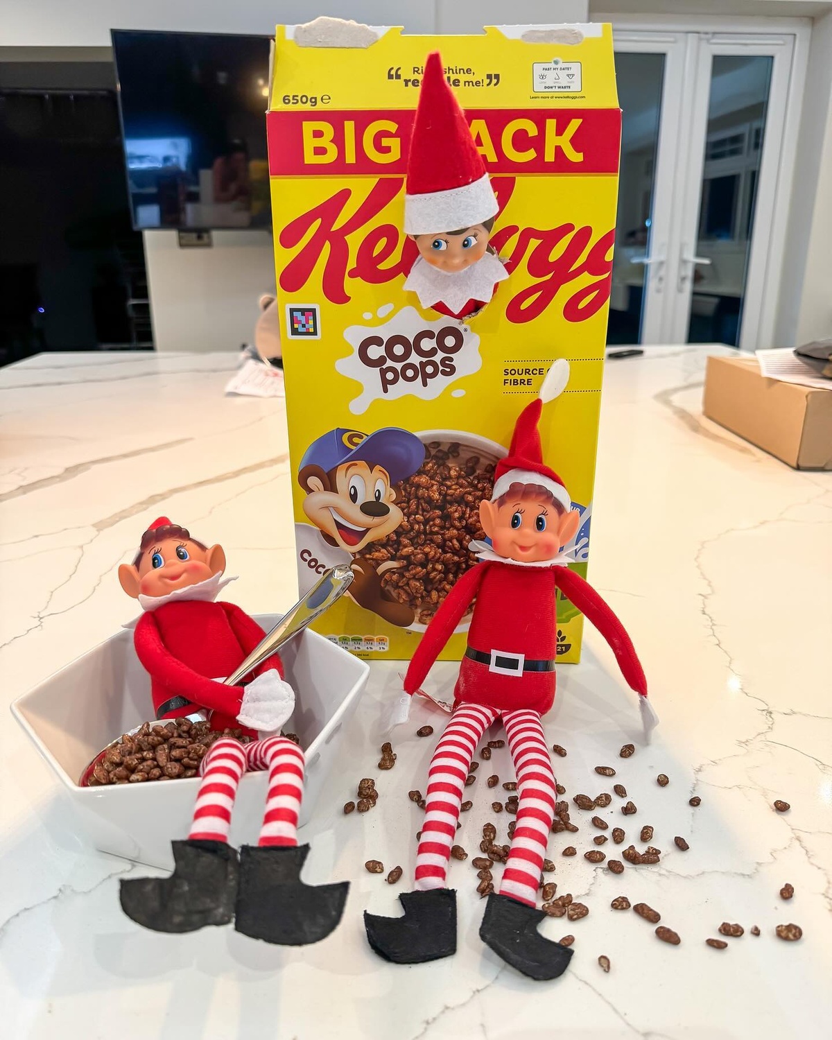 18 Effortless Elf On The Shelf Ideas - Archeworks