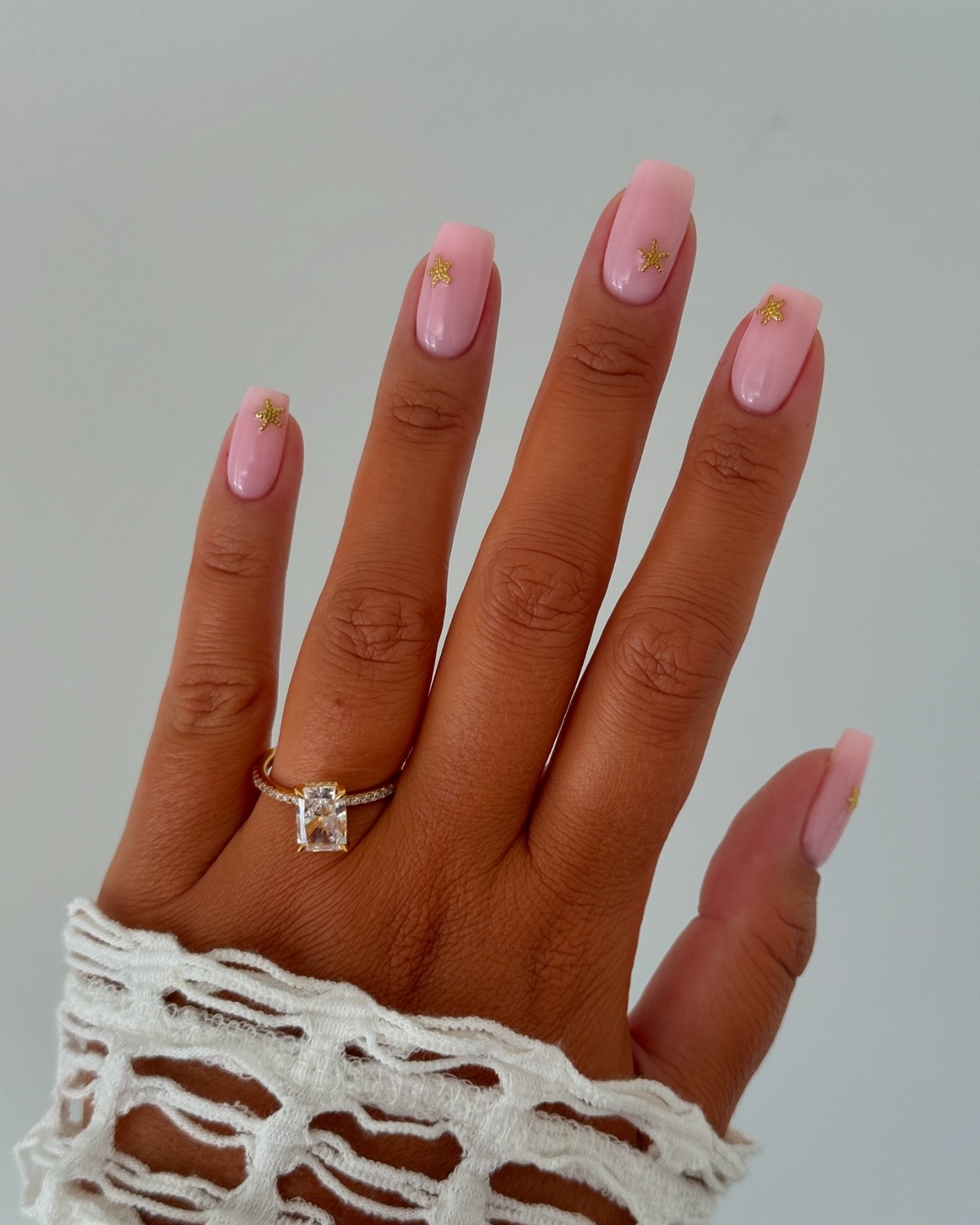 18 Gorgeous Pink Acrylic Nails to Love - Archeworks
