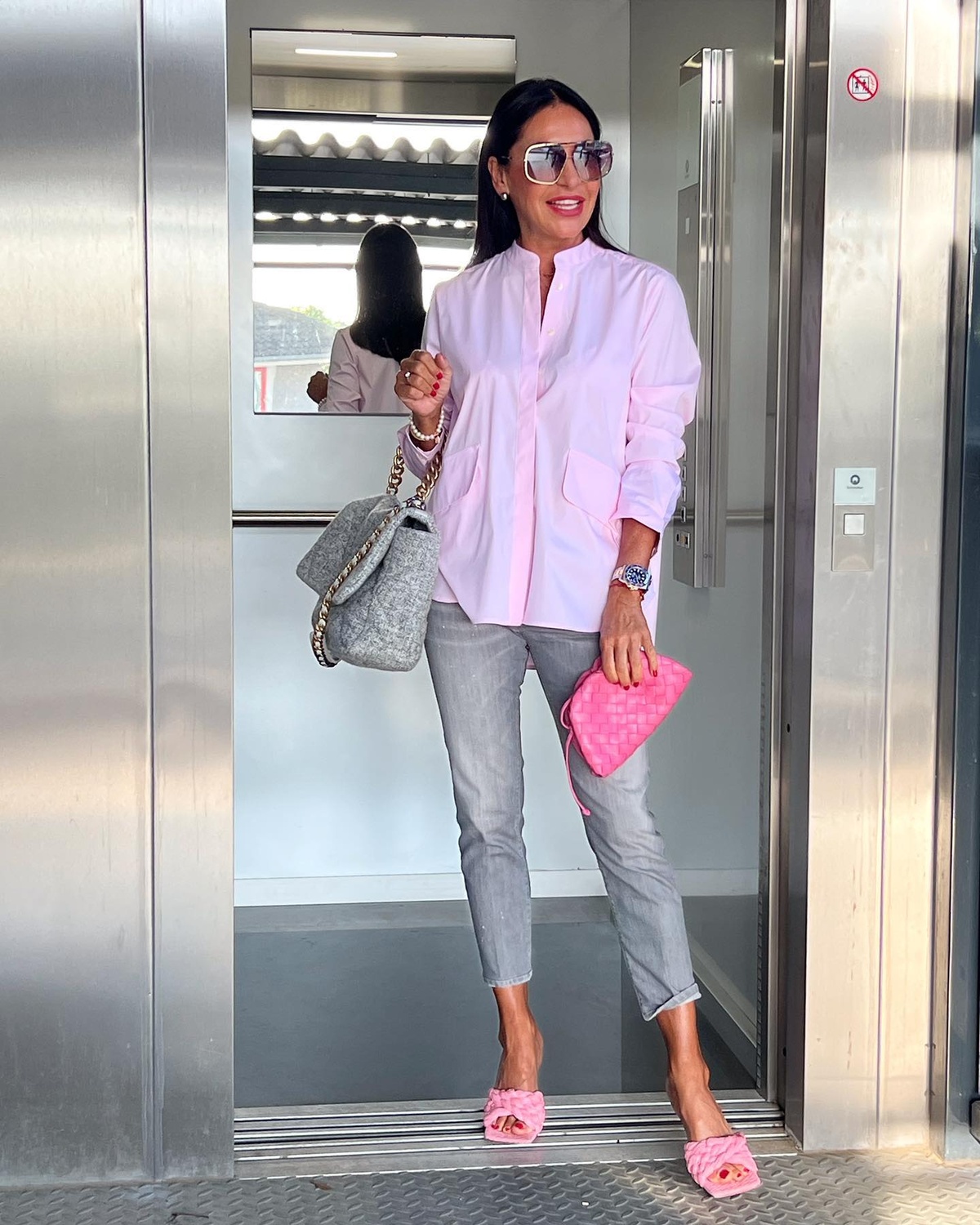 18 Cute Pink Shirt Outfit Ideas with Styling Tips - Archeworks