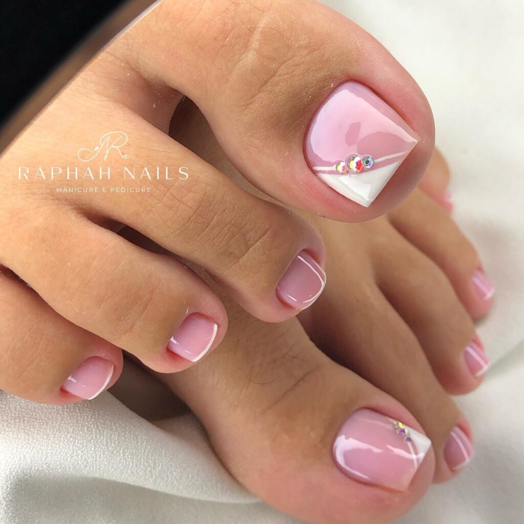 18 Gorgeous Pink Pedicure Ideas to Refresh Your Style - Archeworks