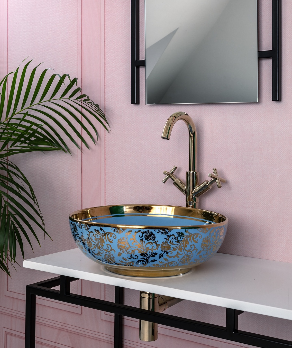17 Gorgeous Small Bathroom Color Ideas - Archeworks