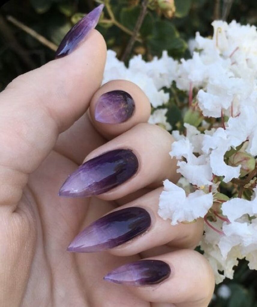 18 Elegant Black and Purple Nail Ideas to Try - Archeworks