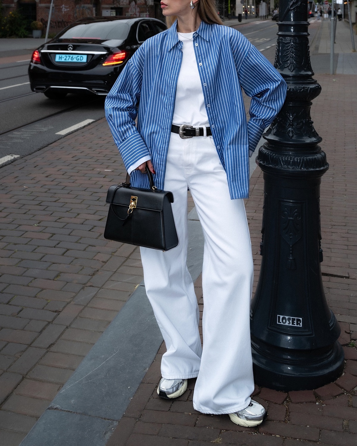 18 Elegant White Jeans Outfit Ideas to Elevate Your Wardrobe - Archeworks