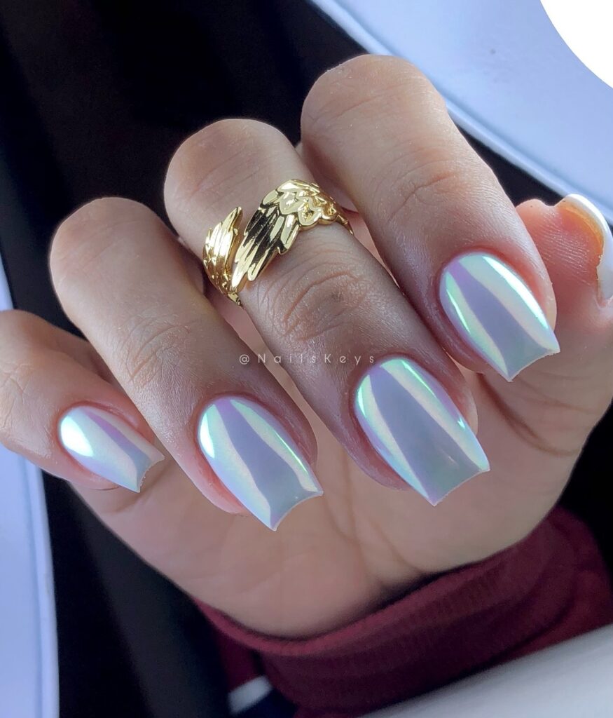 18 Clean White Nails for a Sleek, Simple Look - Archeworks