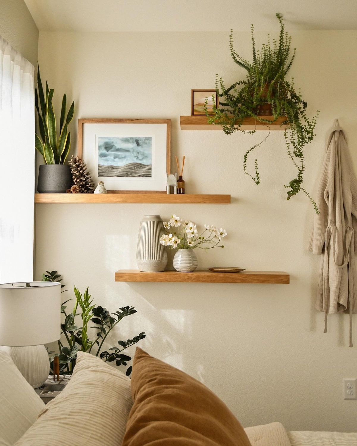 18 Stylish Gallery Wall Shelf Designs Above Couch - Archeworks