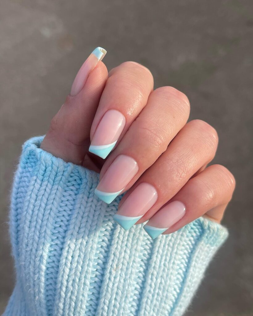 18 Trendy Square French Tip Nail Ideas - Archeworks