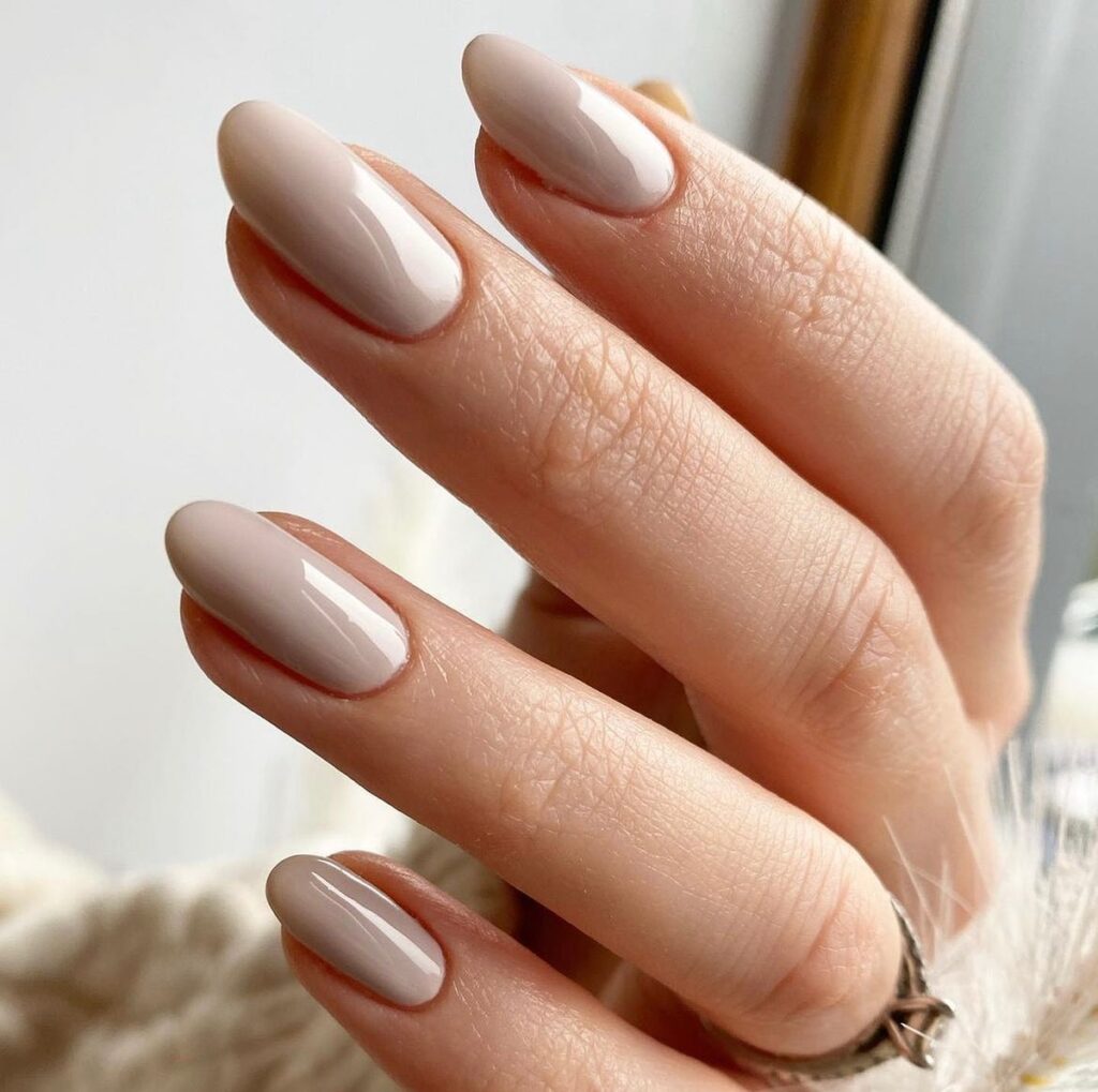 17 Chic Beige Nail Ideas to Elevate Your Look - Archeworks