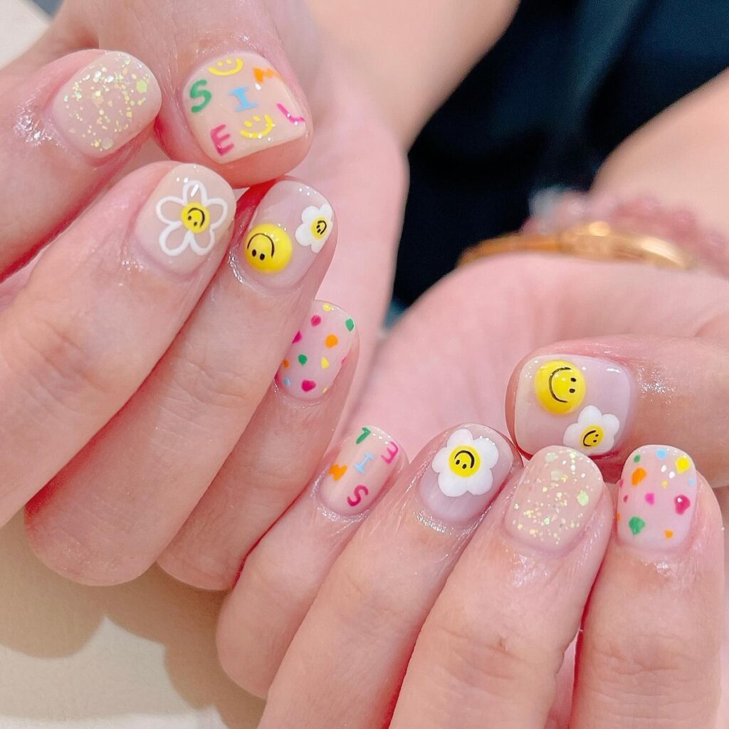 18 Trendy Funky Nail Art for a Unique Look - Archeworks