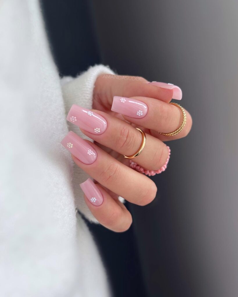 36 Trendy Cute Summer Nails You’ll Love - Archeworks