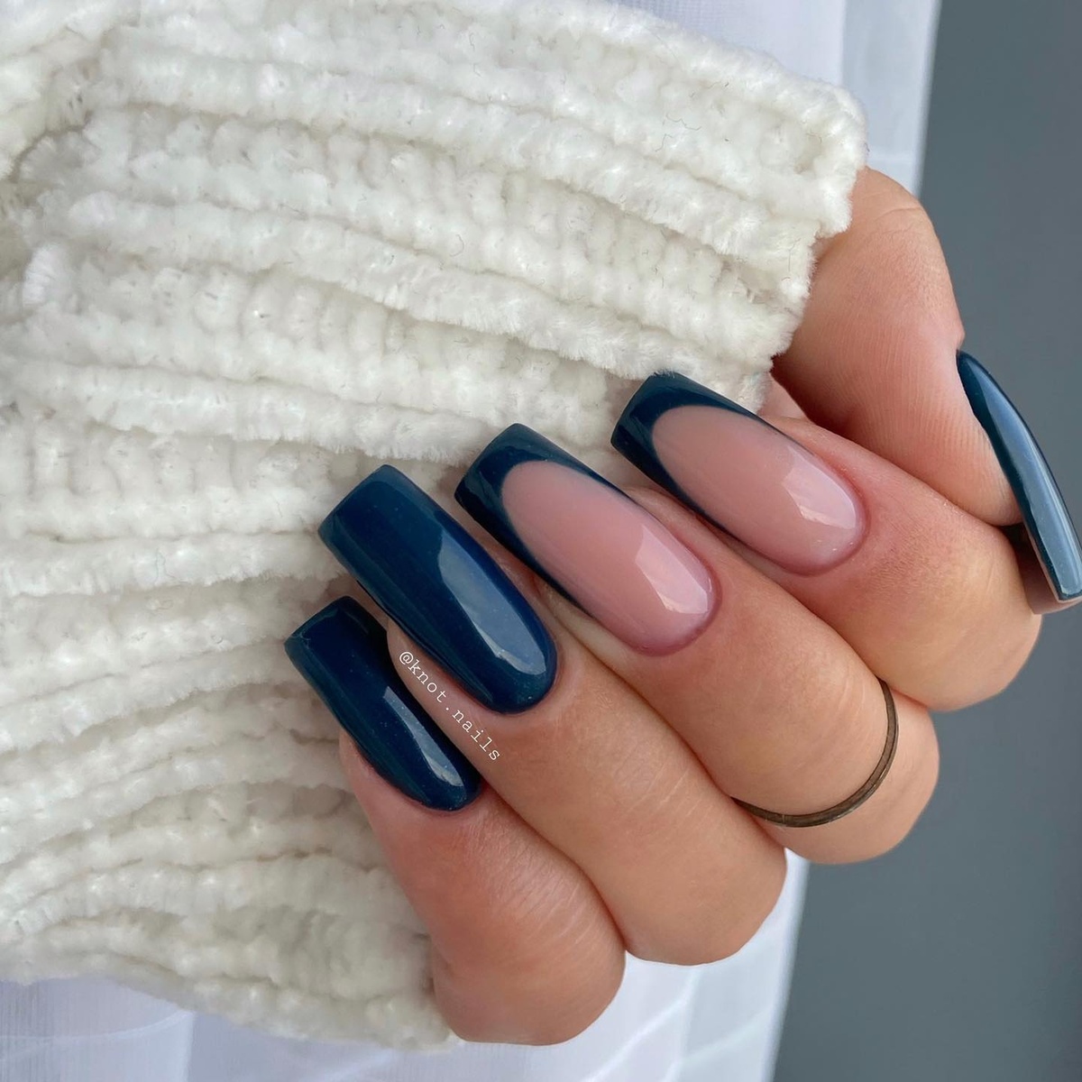 18 Trendy Blue French Nails for a Chic Look - Archeworks