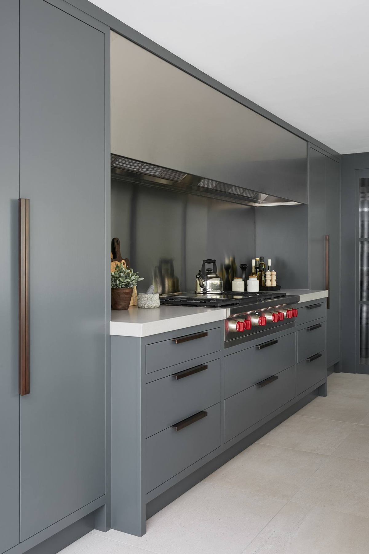 18 Grey Kitchen Cabinet Ideas for a Modern Touch - Archeworks