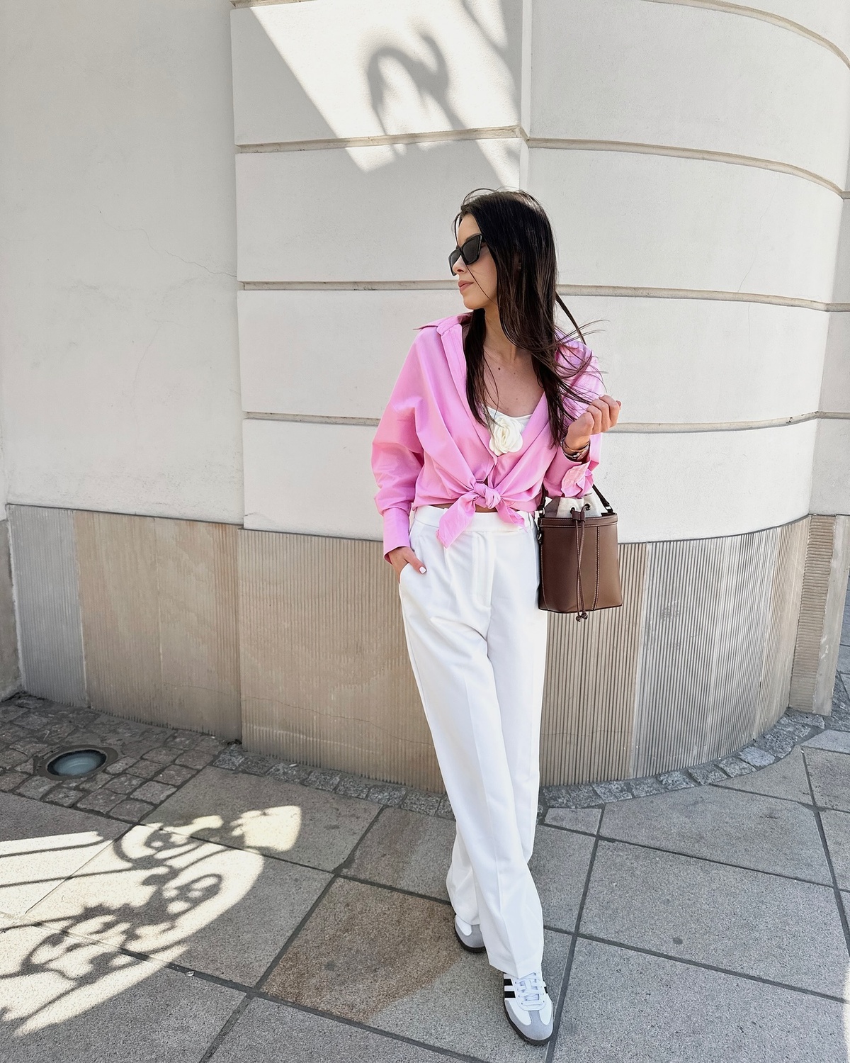 18 Cute Pink Shirt Outfit Ideas with Styling Tips - Archeworks