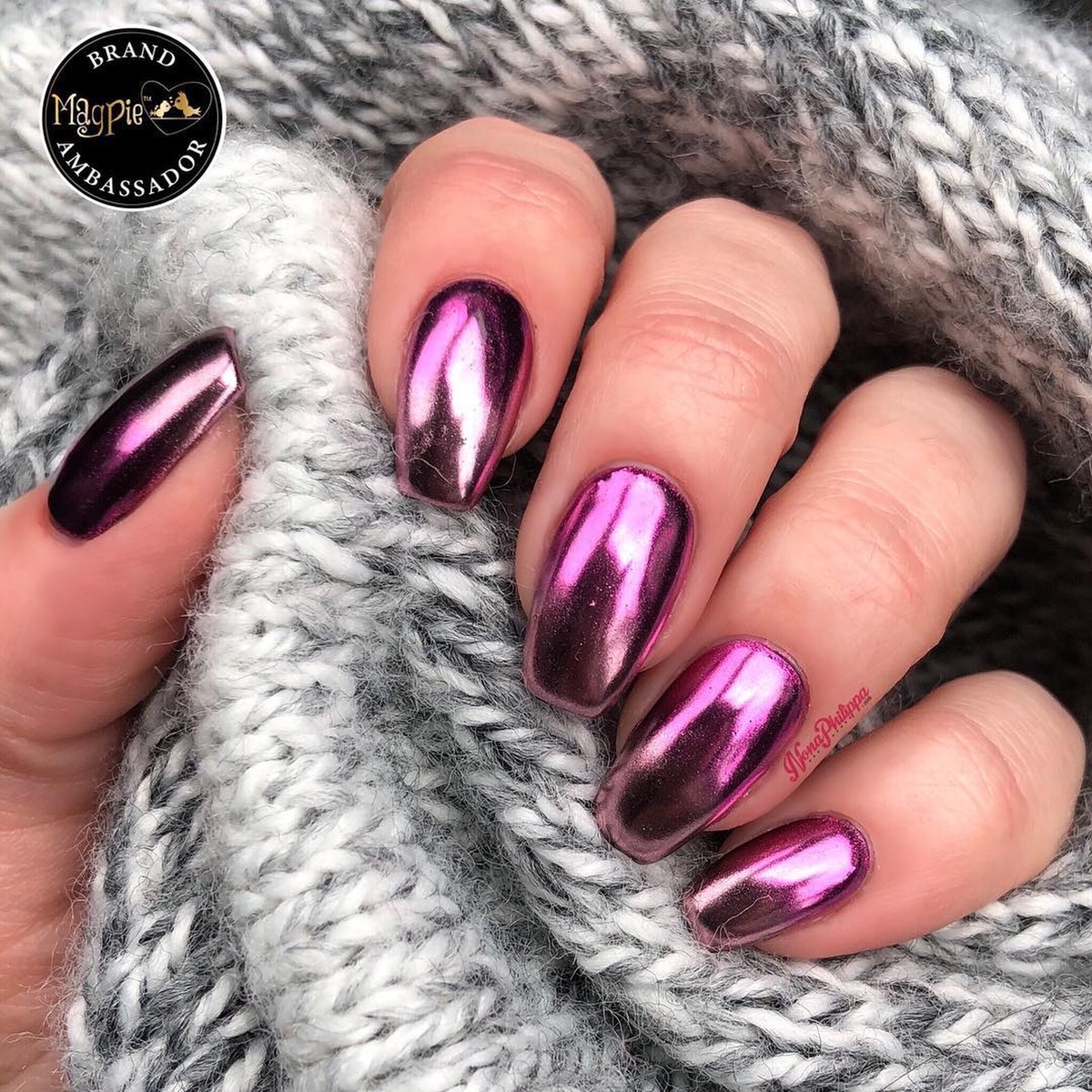18 Ultra-Modern Chrome Ombre Nail Ideas to Try Now - Archeworks