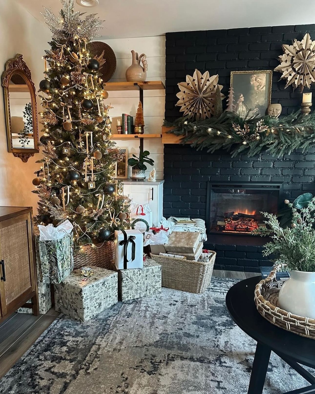 16 Festive Christmas Decor Ideas to Transform Your Home - Archeworks