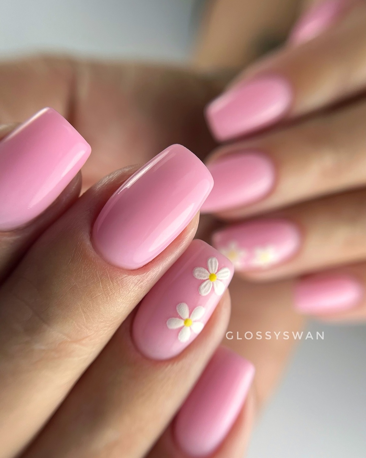 18 Cute and Simple Nail Designs You’ll Want to Copy - Archeworks