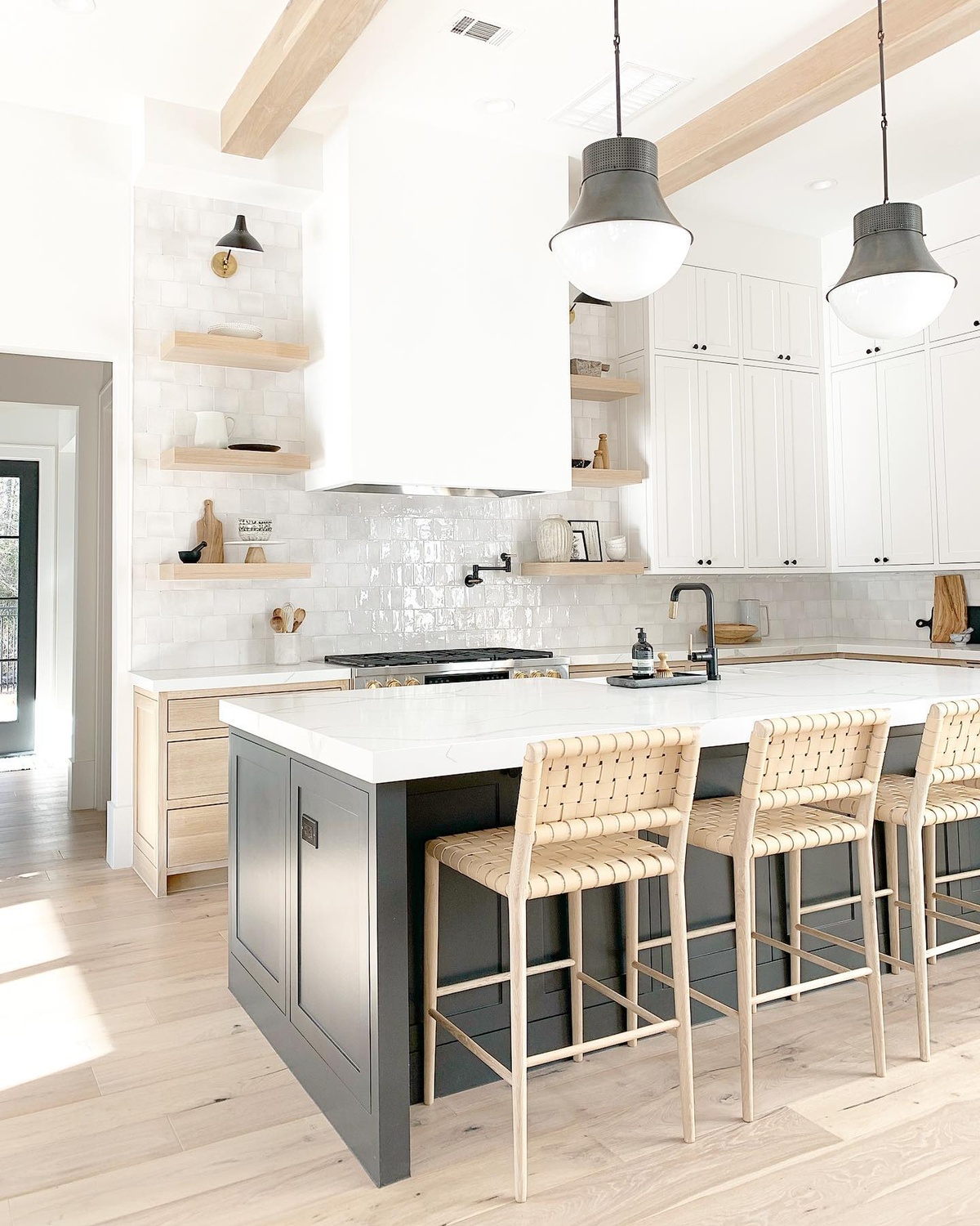 17 Charming White and Wood Kitchen Ideas You'll Love - Archeworks