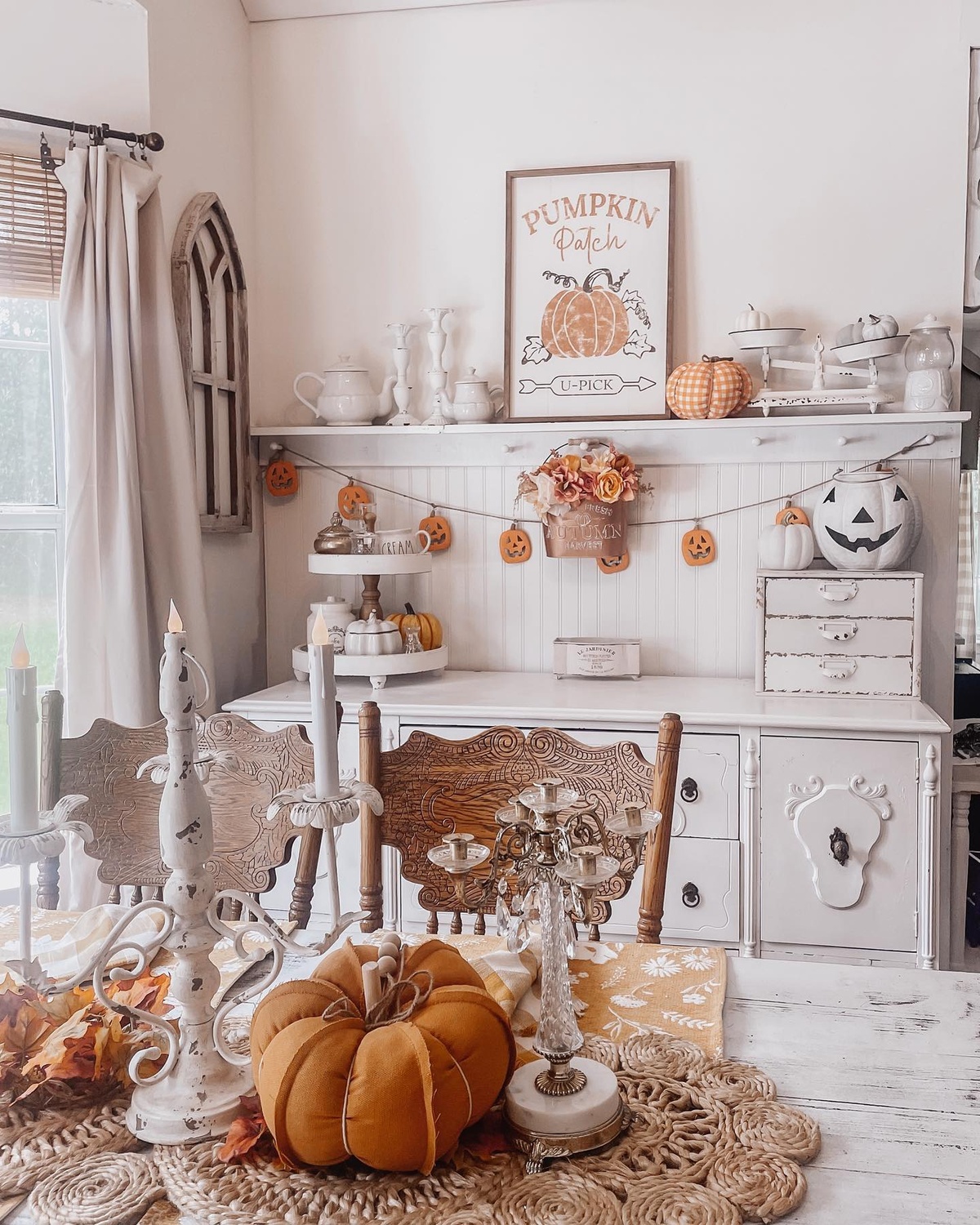 18 Vibrant Fall Decor Ideas to Try - Archeworks