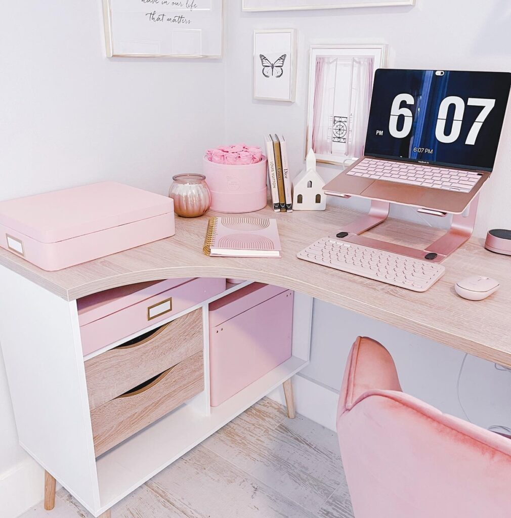 18 Cutest Girly Office Inspirations for a Fun Workspace - Archeworks