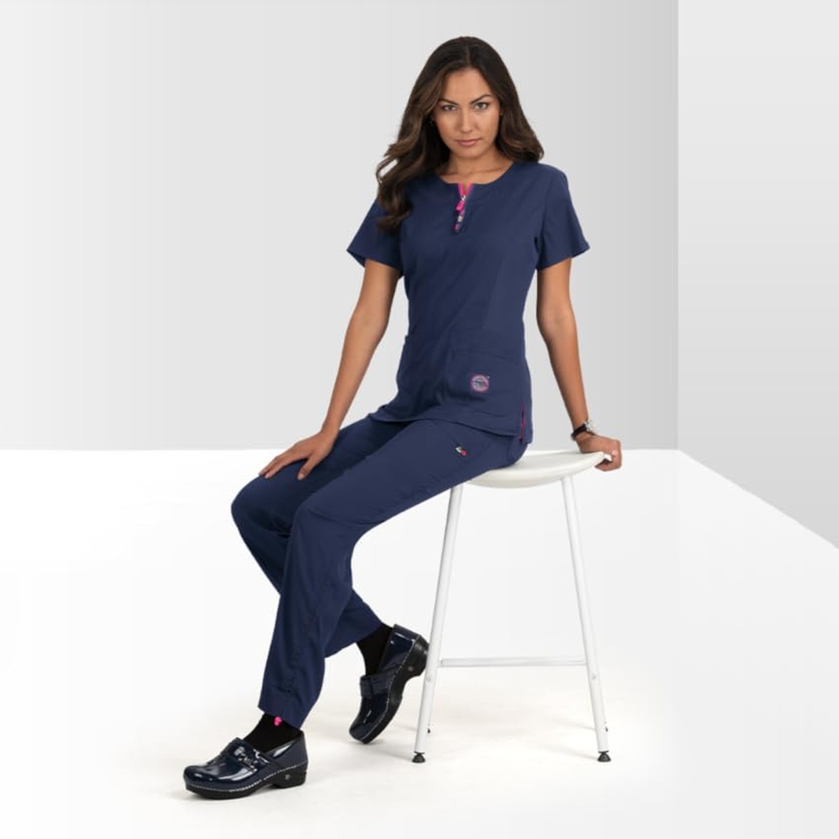 16 Trendy Nurse Scrub Outfit Ideas for a Polished Look - Archeworks