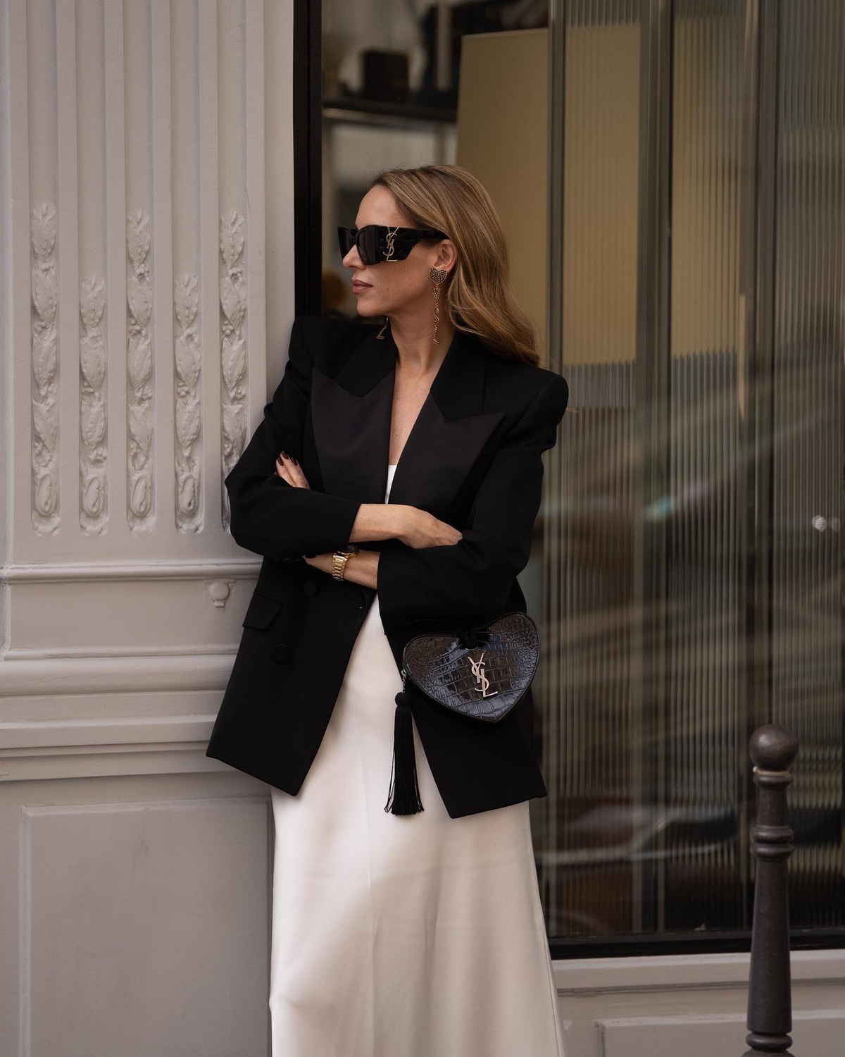 18 Sleek Black Blazer Outfit Ideas for Effortless Style - Archeworks