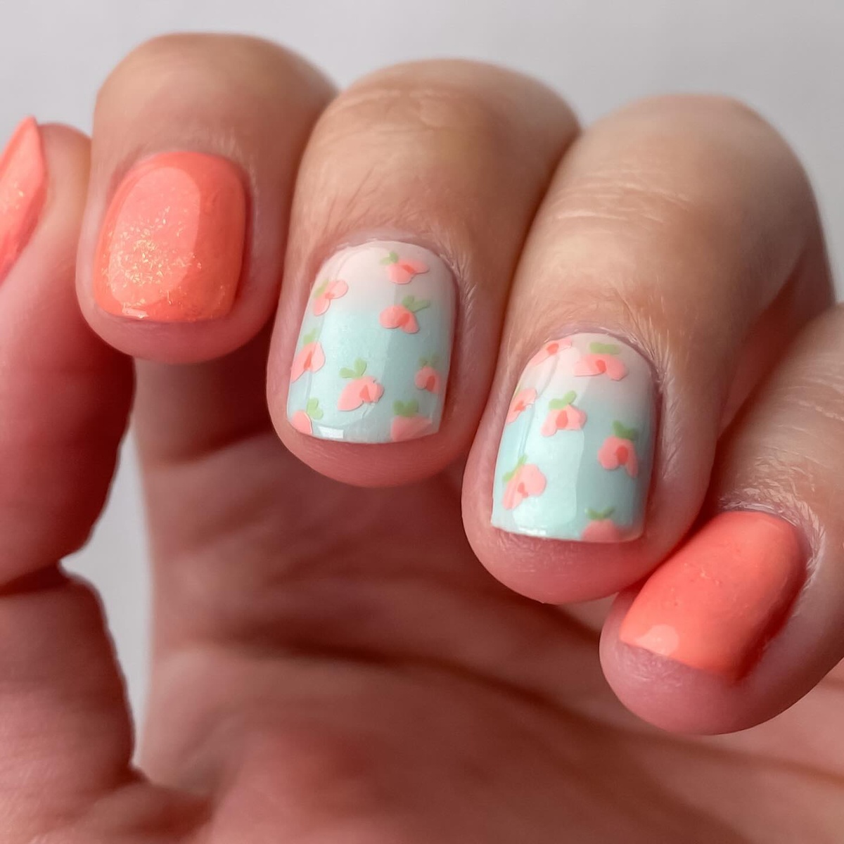 18 Stunning Peach Nails with Gorgeous Design Ideas - Archeworks