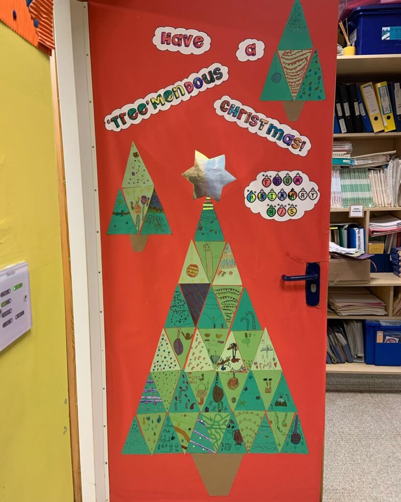 18 Stylish Christmas Door Decorations for Your Classroom - Archeworks