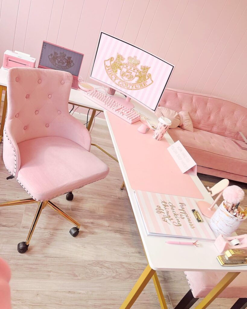 18 Cutest Girly Office Inspirations for a Fun Workspace - Archeworks