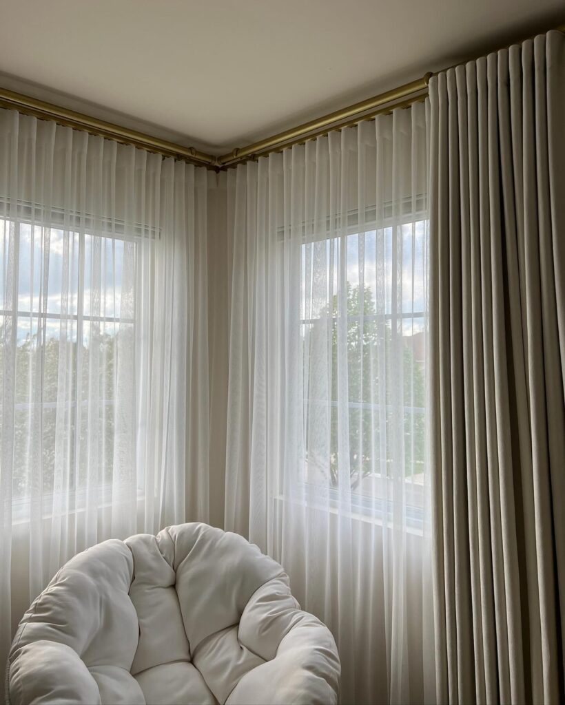 18 Elegant Living Room Curtain Ideas for the Latest Trends - Archeworks