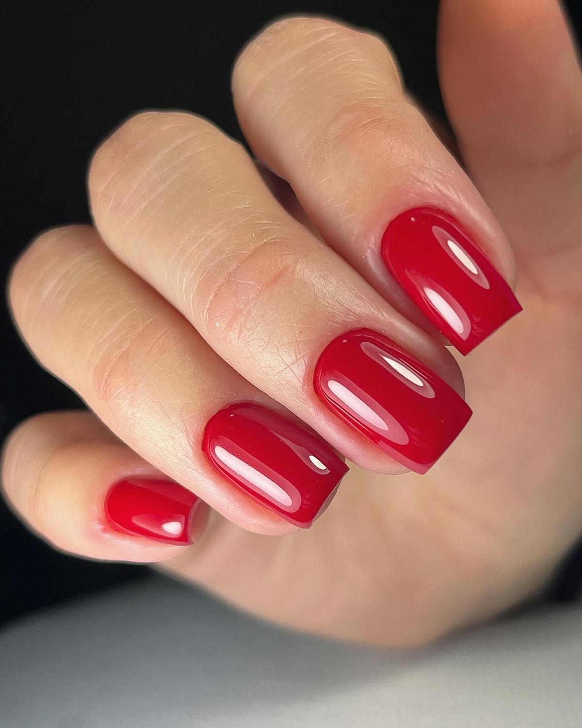 18 Simple Yet Stunning Red Nails to Try - Archeworks