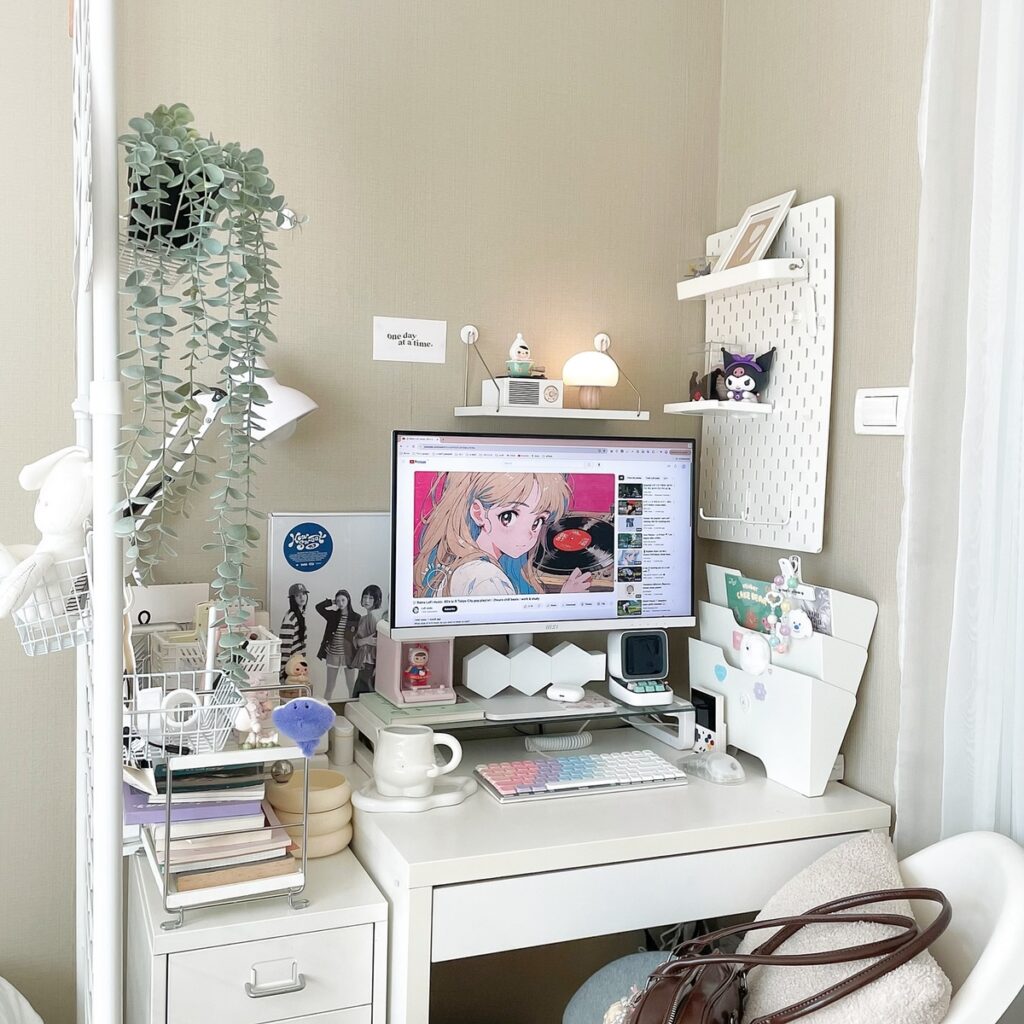 18 Small Desk Setup Ideas for Compact Workspaces - Archeworks