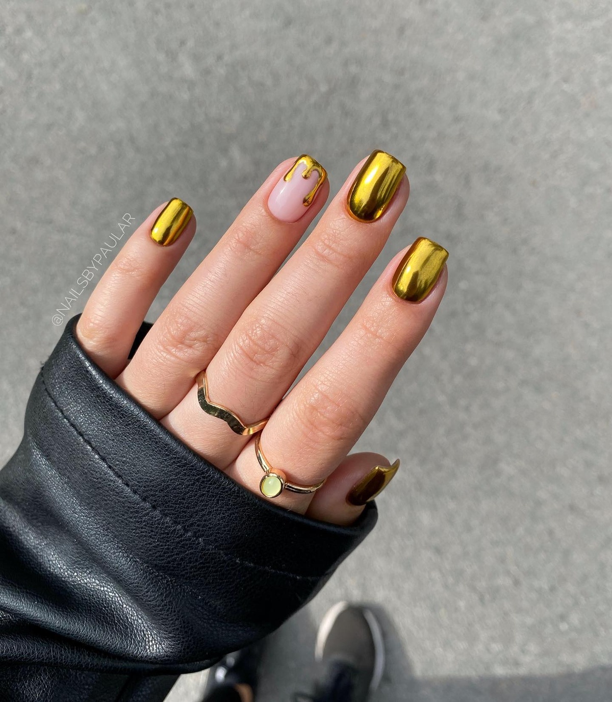18 Beautiful Gold Nail Ideas You’ll Want to Copy - Archeworks
