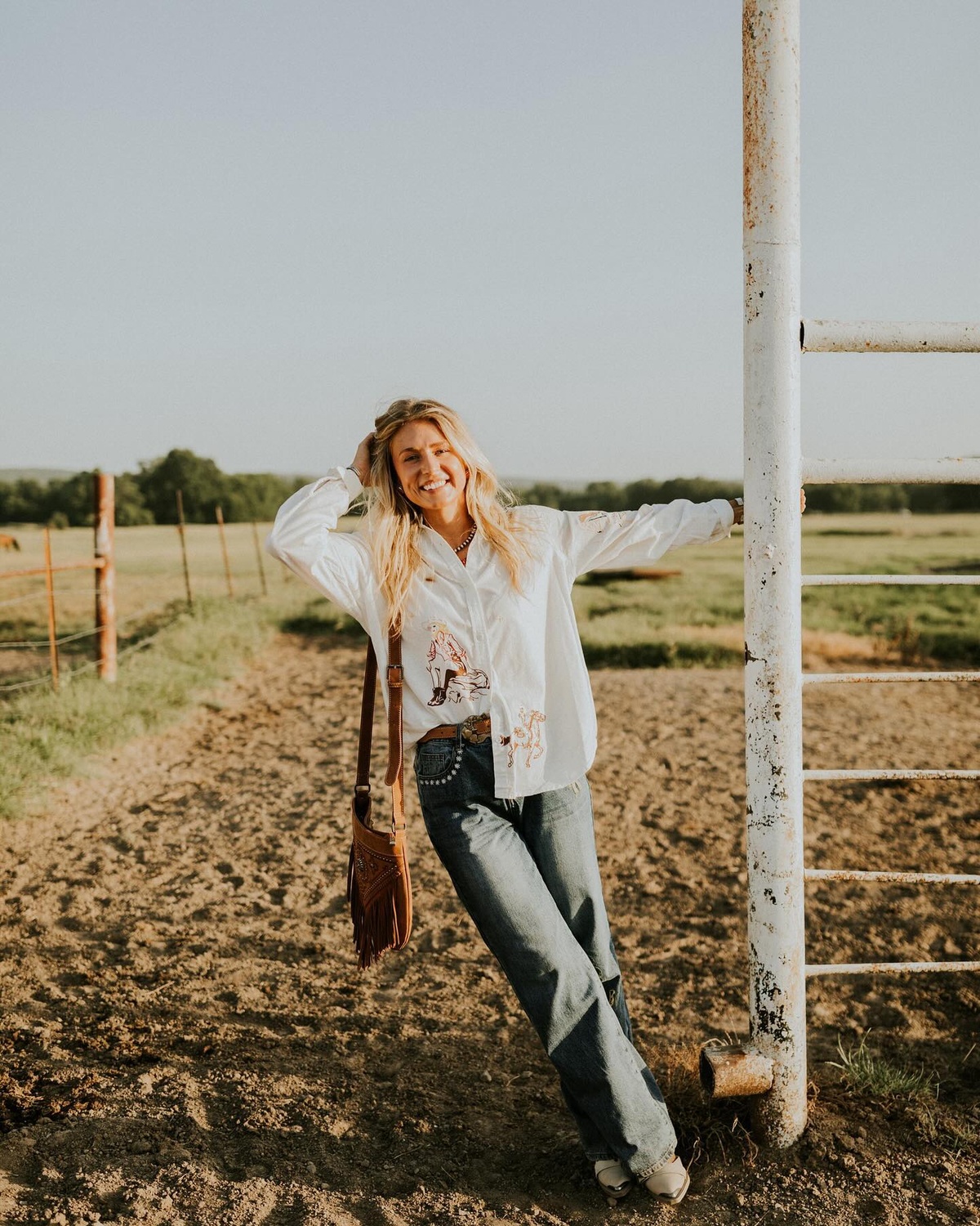17 Bold Western Outfit Ideas Perfect for Any Occasion - Archeworks