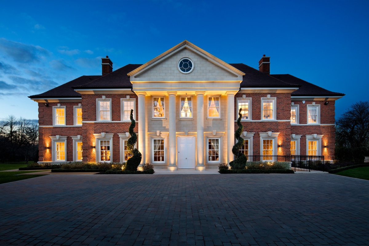 17 Inspiring Old Money Mansion Designs for Grand Living - Archeworks