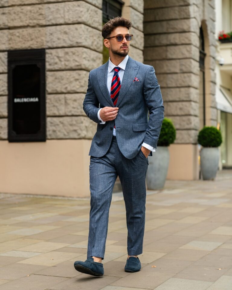 18 Stylish Blue Suit Pairings for Men - Archeworks