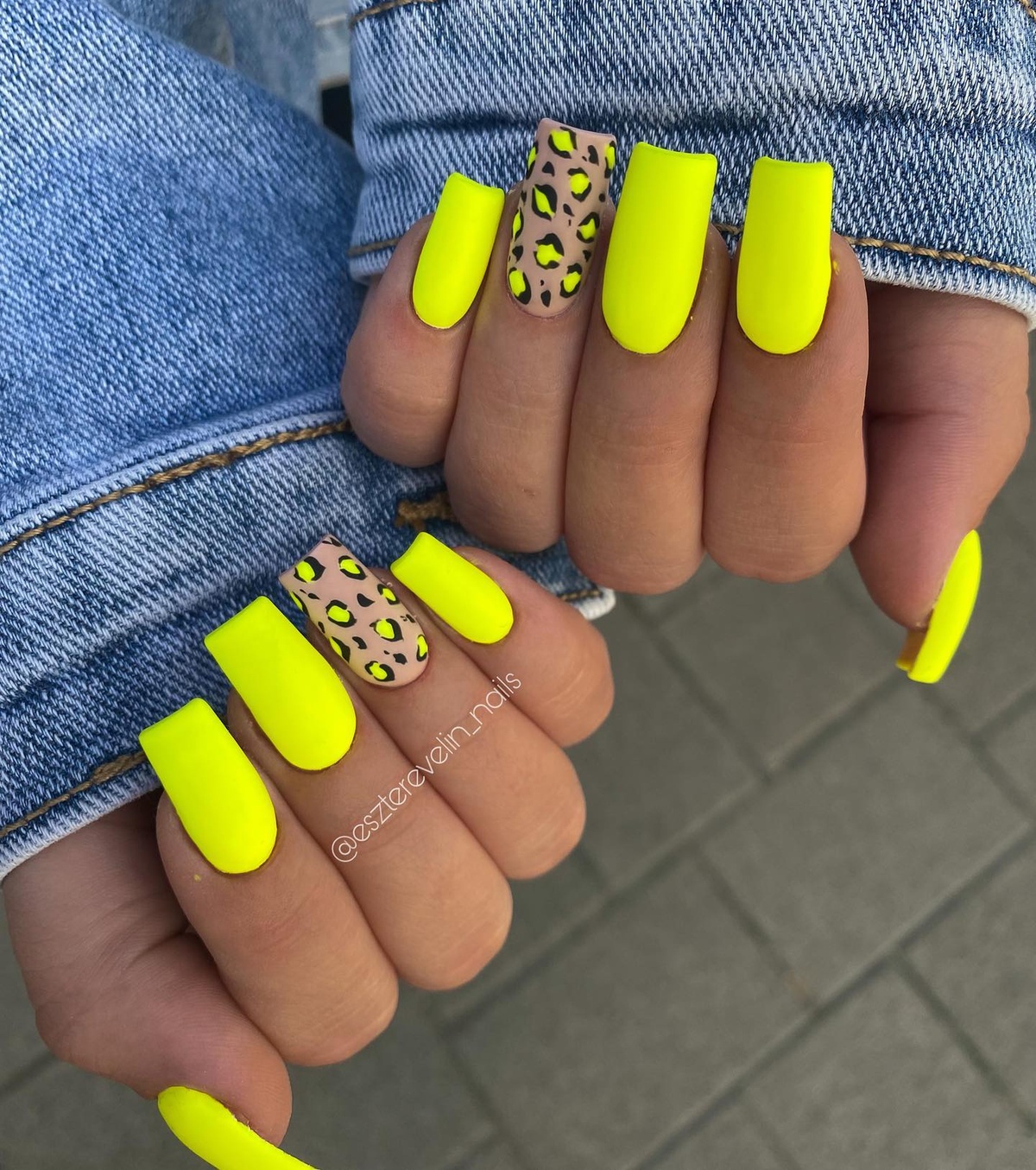 18 Gorgeous Neon Nails to Try This Summer - Archeworks