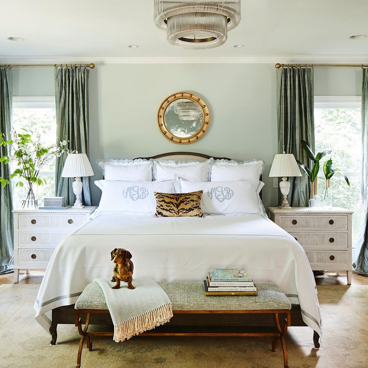 18 Stunning Light Bedroom Color Ideas - Archeworks