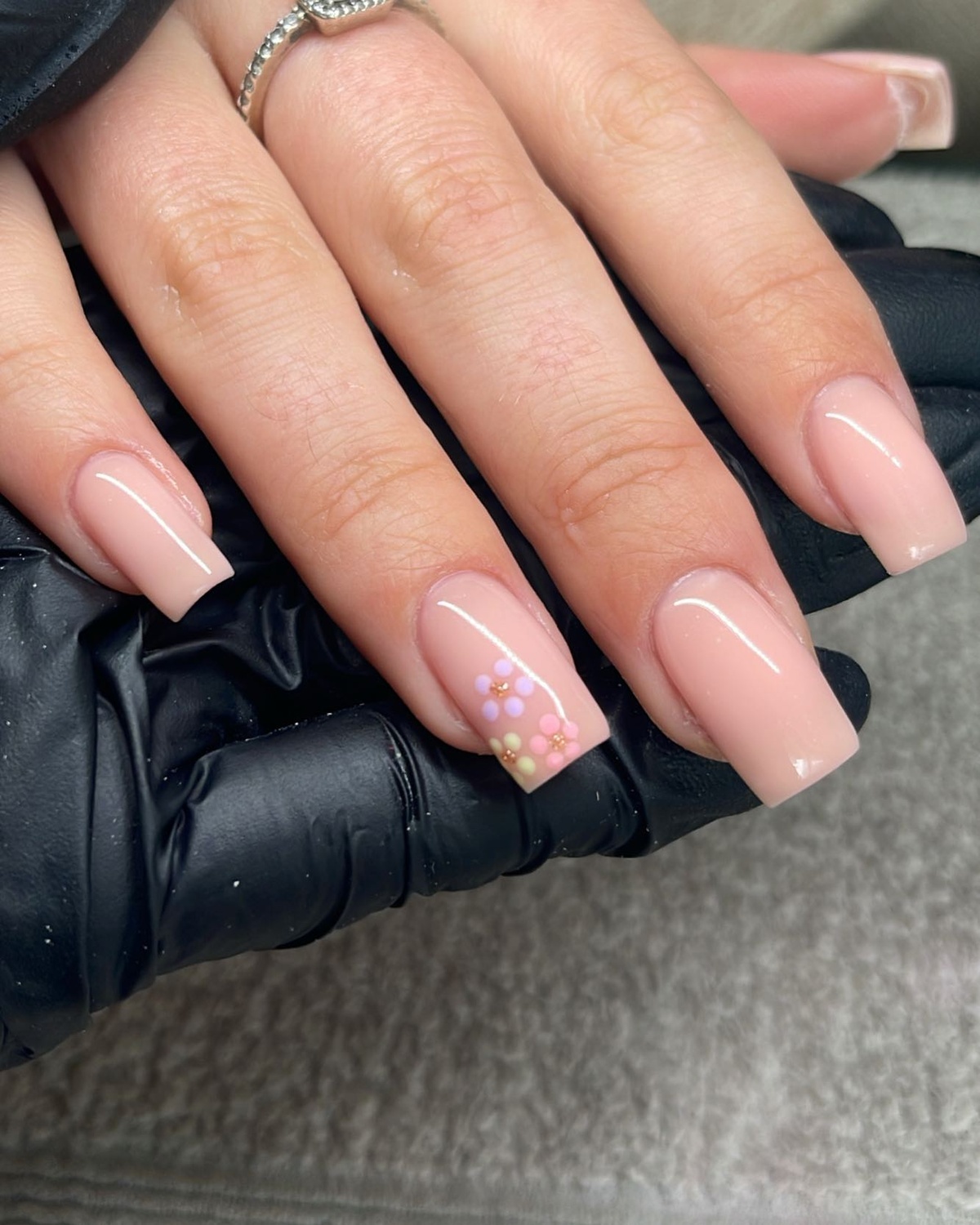 18 Cute and Simple Nail Designs You’ll Want to Copy - Archeworks