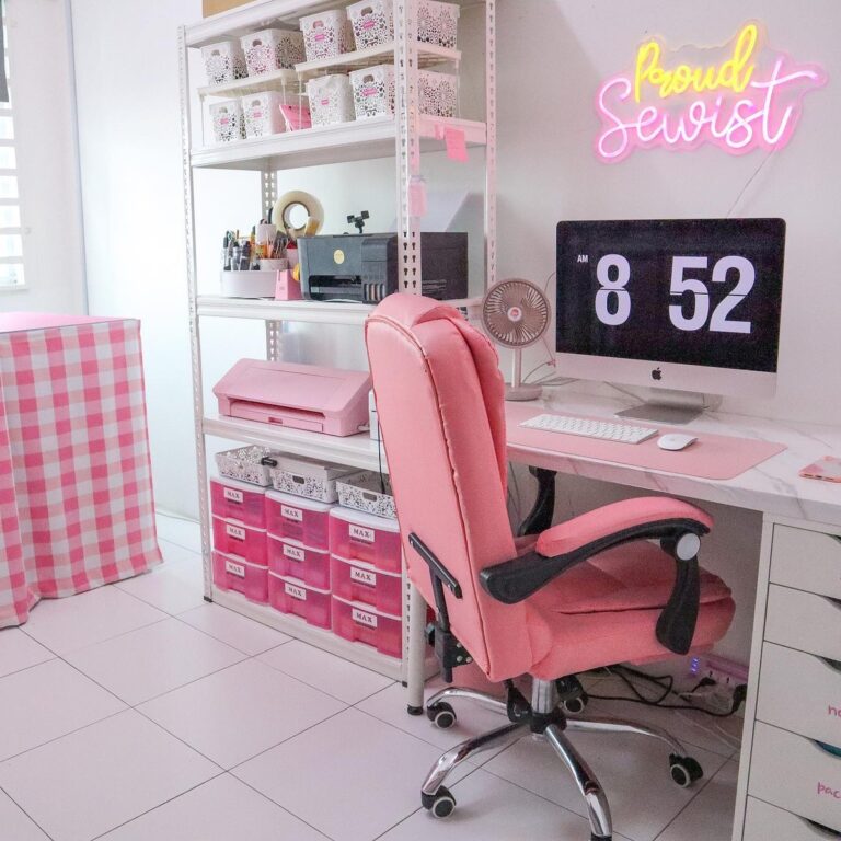 18 Cutest Girly Office Inspirations for a Fun Workspace - Archeworks