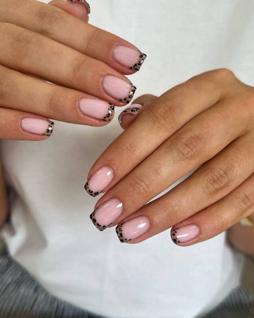54 Elegant Short French Nail Ideas for Everyday Glam - Archeworks