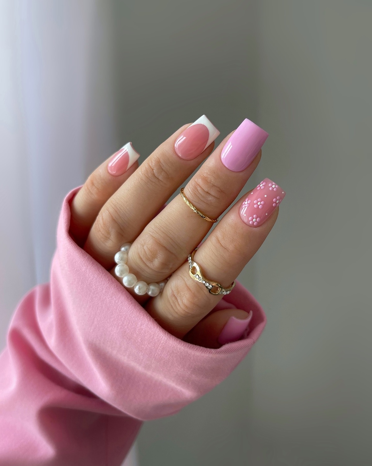 18 Gorgeous Pink Acrylic Nails to Love - Archeworks