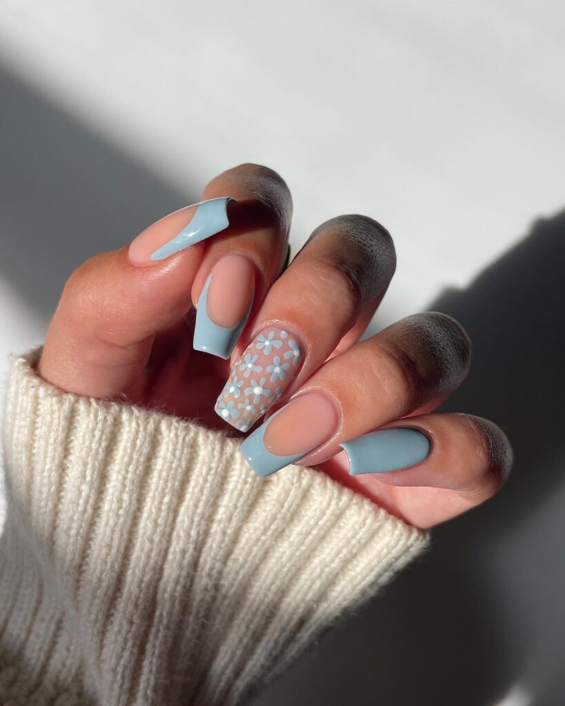 18 Trendy Blue French Nails for a Chic Look - Archeworks